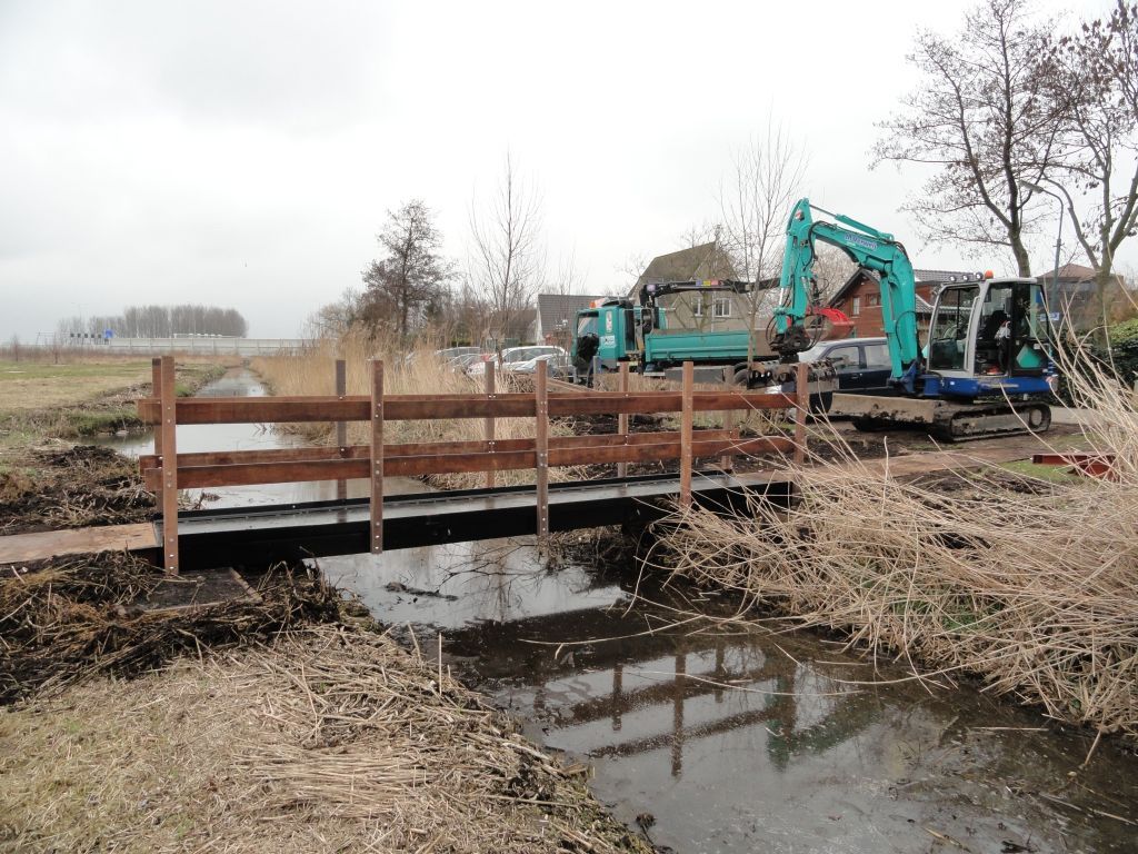 M.Verweij B.V. Grond - en Waterwerk Nieuwer Ter Aa